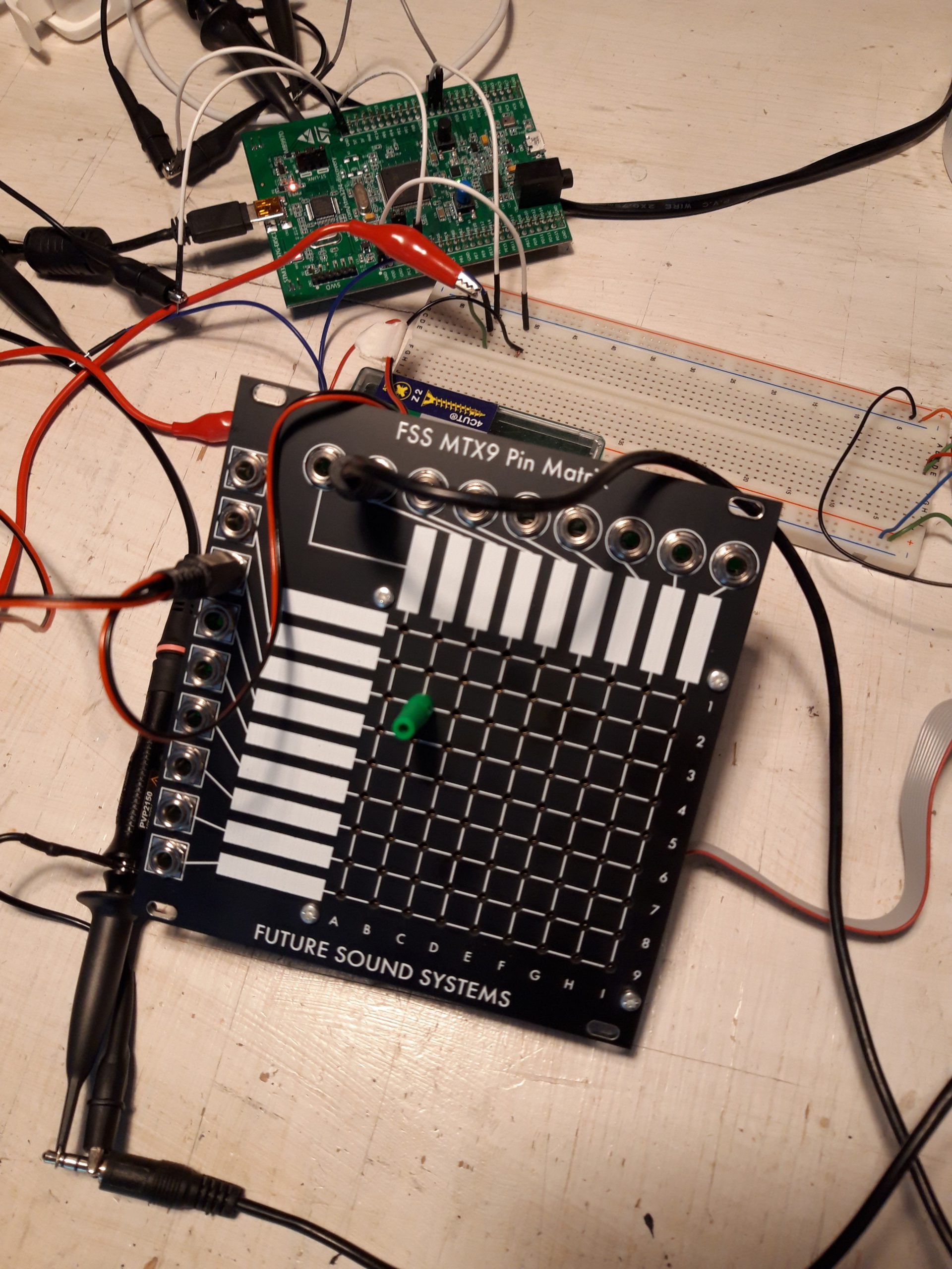 1-bit audio: Testing audio hardware – rotting sounds